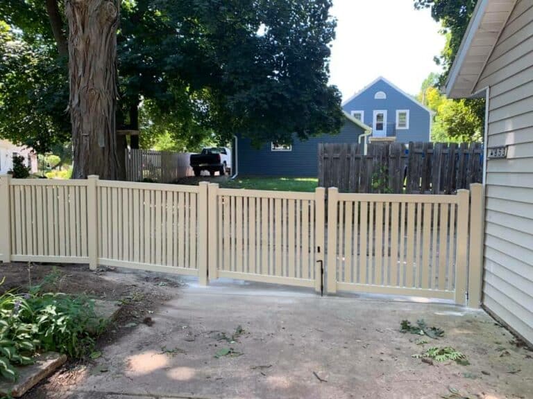 Shadow Box Fence: Versatile, Attractive & Private Fencing Option