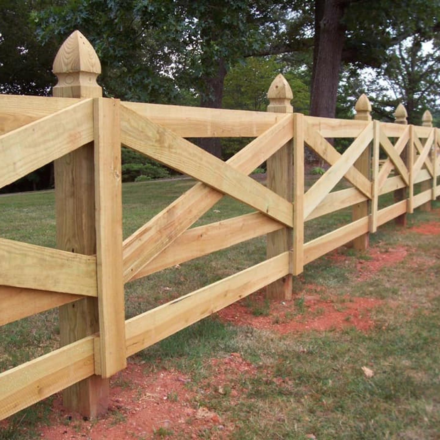 Wisconsin Fence Installation Company - A to Z Quality Fencing & Structures